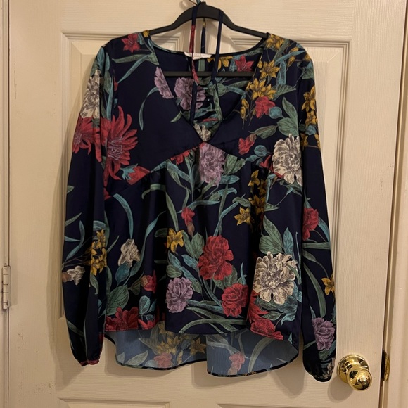 Anthropologie | Tops | Anthropologie Current Air Blue Floral Vneck ...